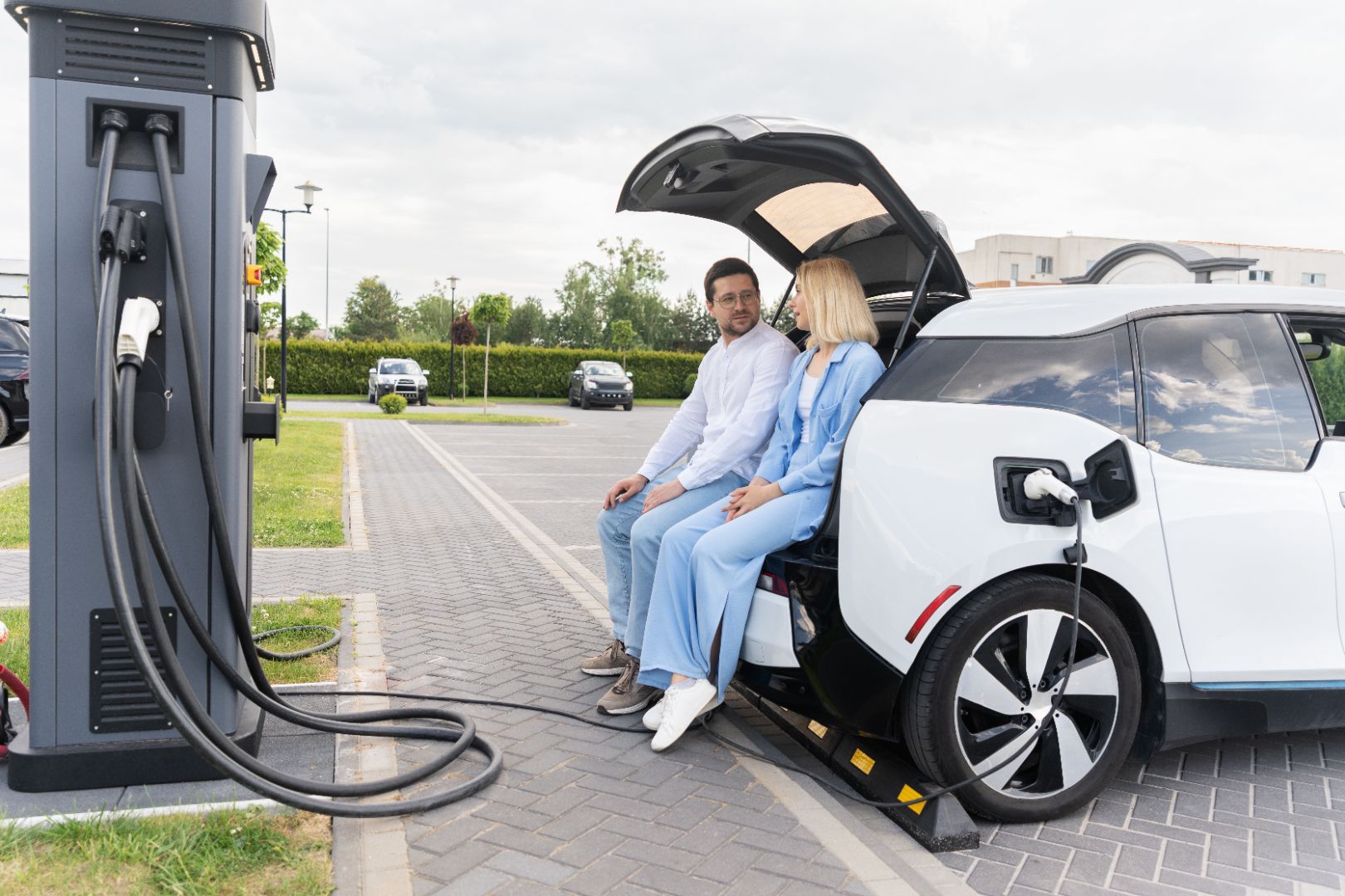 Can EV chargers be installed on listed buildings? – VORSPRUNG®